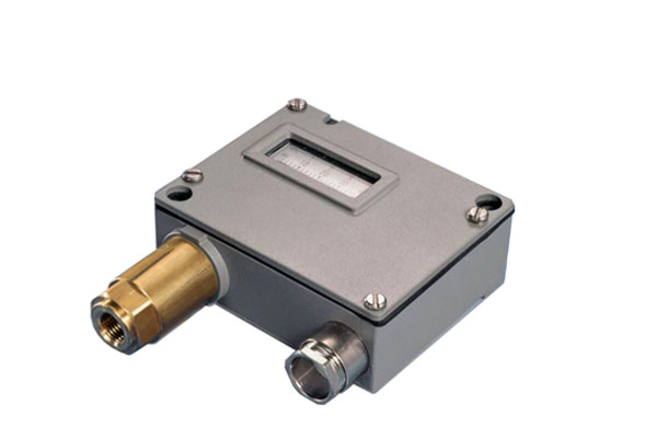 trafag-pressure-switch-pvf-16.-max-16-bar.-pvf-series..jpg - Eurotec